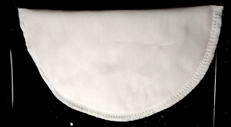 Making and attaching properly-fitting shoulder pads – Leafnin Cosplay